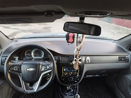 Ласетти 1,8L mexanika sotiladi