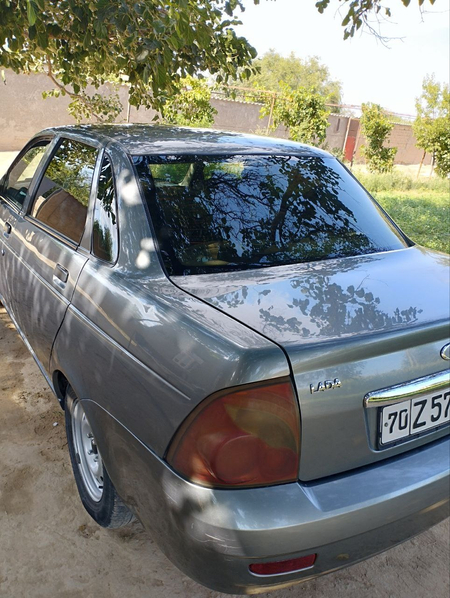 Lada priora 2008