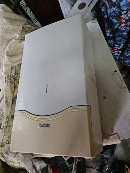 Продается Холодильник и Газовая колонка