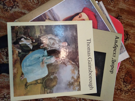 продам книги по изобразительному искусству