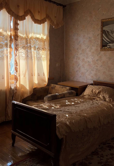 Продам квартиру 77 серия 2 Этаж Сквер 145 школа 2/2/5 Французкая посол