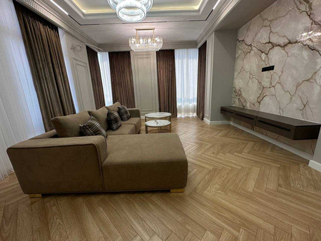 Продается Новостройка 3 комнаты новый ремонт Мирзо Улугбек (70531)