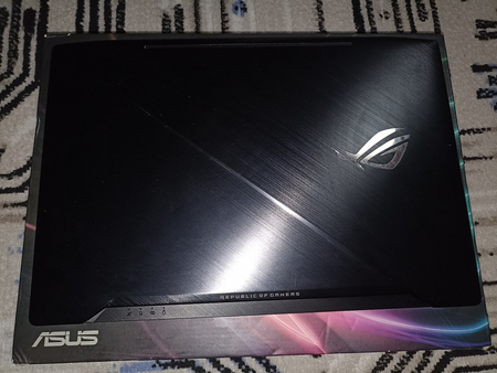 Asus rog igravoy noutbuk