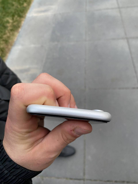Iphone XR ideal ochilmaga