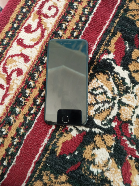 IPHONE 7 128 gb qora