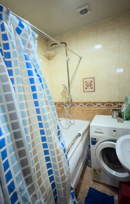 Нукус кинотеатров 3.хонали. 120-кв.м