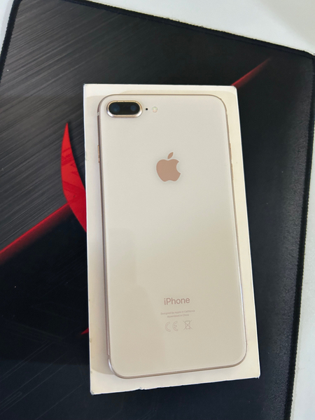 Iphone 8+ (64 GB)