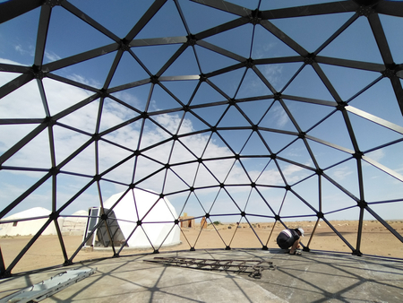 Glamping. Besedka, kupola, gumbaz, aura. Глемпиг, Беседка, куполь, гум