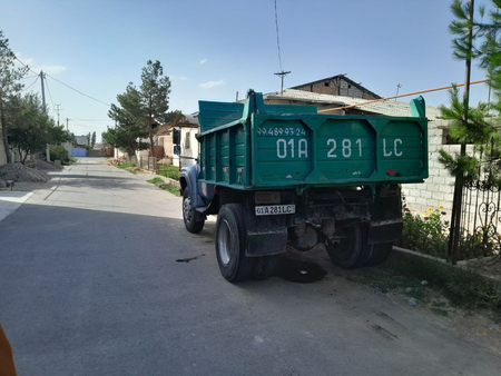 Zil xola yaxshi ishlab yurgan moshina