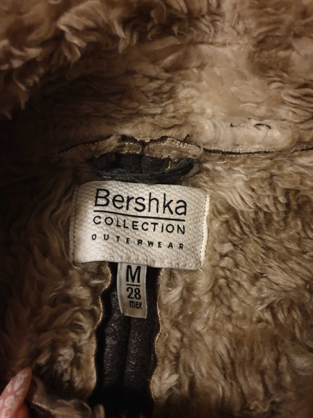 Дублёнка женская Bershka