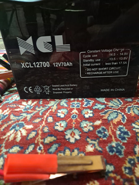 Akumlyator inverter zaryadchik