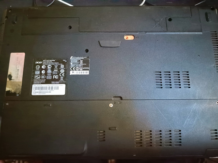 Acer aspire 5560