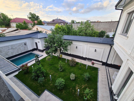 Продается Евро дом Ор-р: Циолковский 450м2