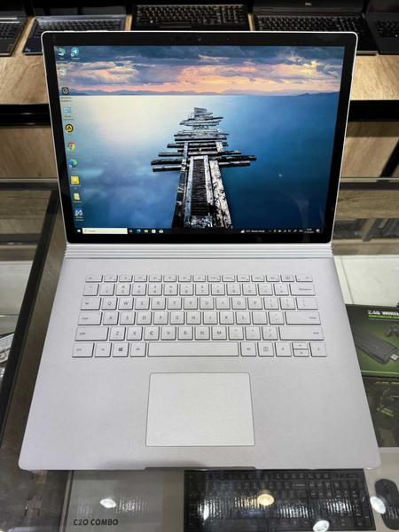 SURFACE Book 2 CORE i7-8650U, 16гб, 512ssd GTX 1060 Сенсорный