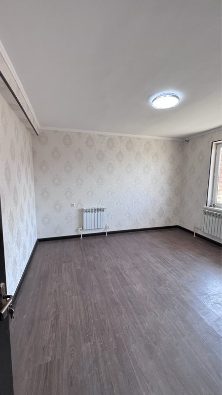 Продам 2х ком квартиру в гор Янгиюль, новостройка. СРОЧНО!!!