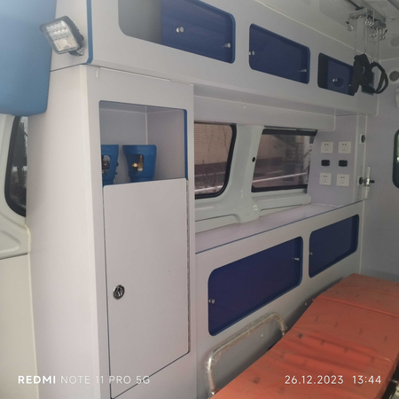 Автомобиль скорой помощи форт
