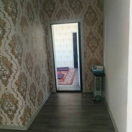 Продаётся 3х комнатная 4 етаже 62-65 кв евра римонт квартира.цена за м