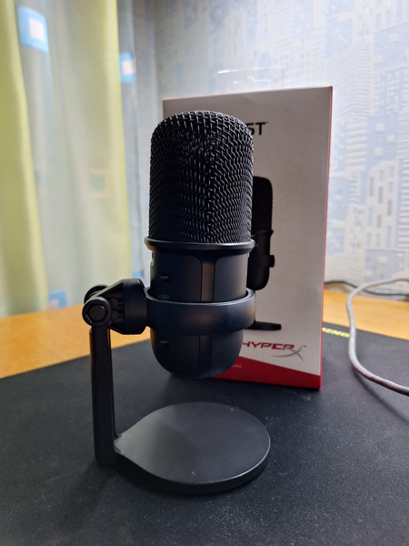 Микрофон HyperX Solocast