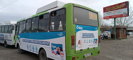 Avtobuslarda reklama