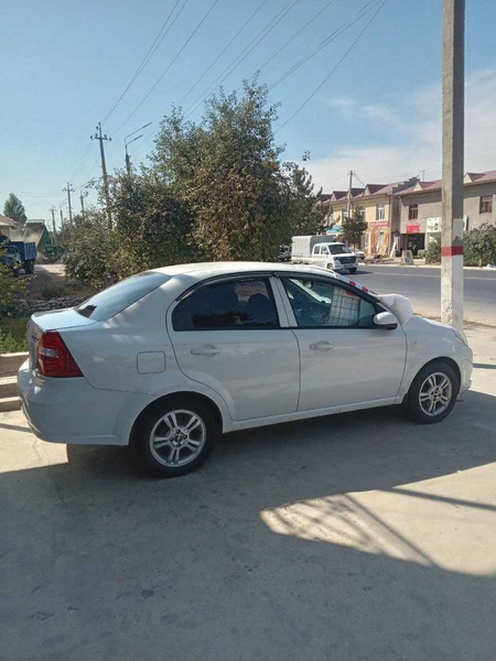 Nexia 3 Avtomat oq (2022)