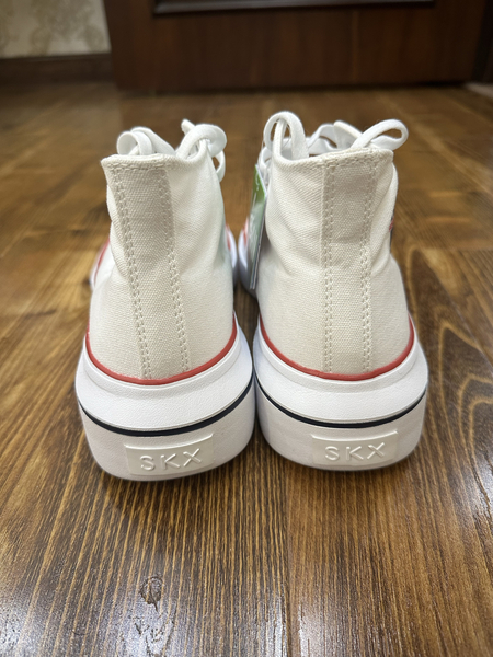 Skechers женские новые