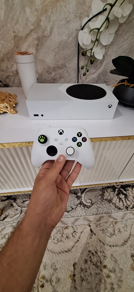 Xbox Series  S(не взлом)+ бонус