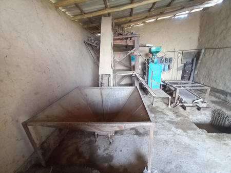 Sholi chiqaradigan tegirmon