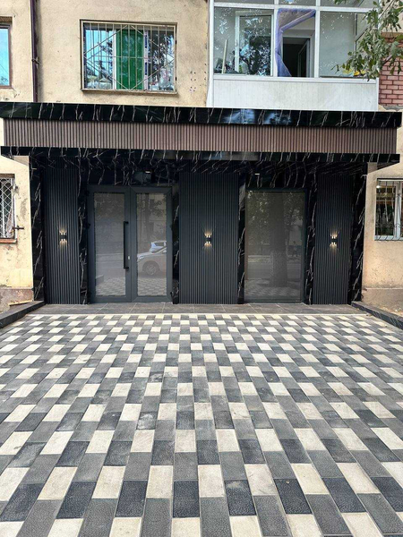 СДАЁТСЯ в Аренду 2х ком 35м2 ЕВРО Офис на 1 линии ор. Саламатина
