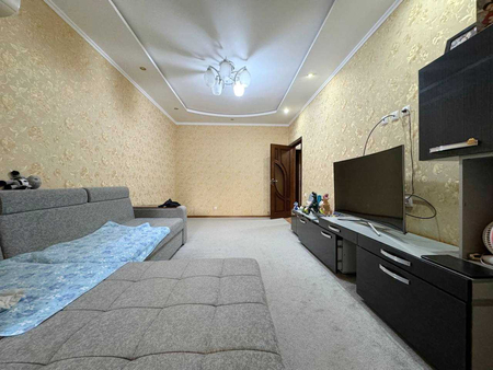 СРОЧНО Продается 3 ком квартира Водник кирпич 77 серия мебель техника