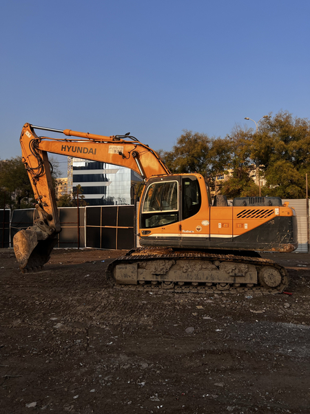 Эксковатор Hyundai robex 220