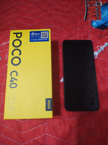 Продоётся poco c40