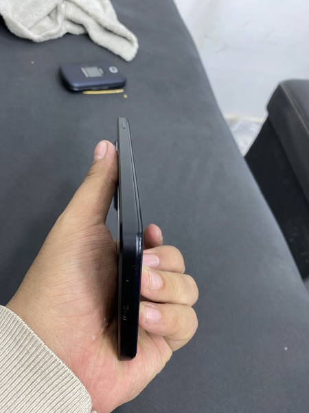Redmi a3 yengi qora qang aybi yo