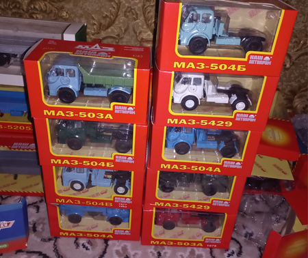 Maz ACPT 6.2 1:43 model