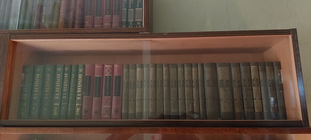 Книги. Художественная литература