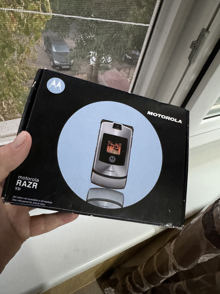 Motorola V3i идиал