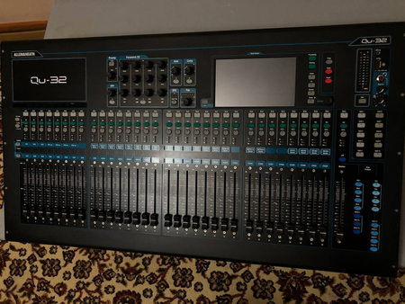 Allen heath Qu 32 sifrovoy pult sotiladi