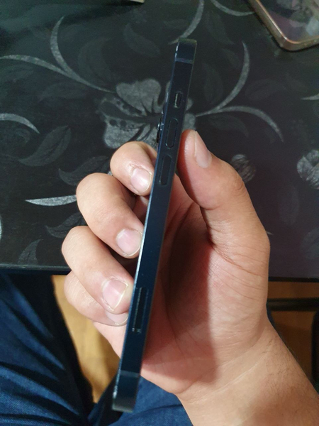 Продается iPhone 14 коробка документ