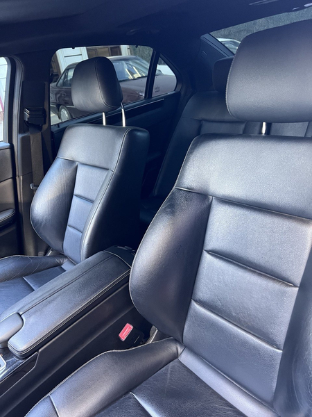 Mercedes Benz E350 W212 Amg пакет 2009 в хорошем состоянии