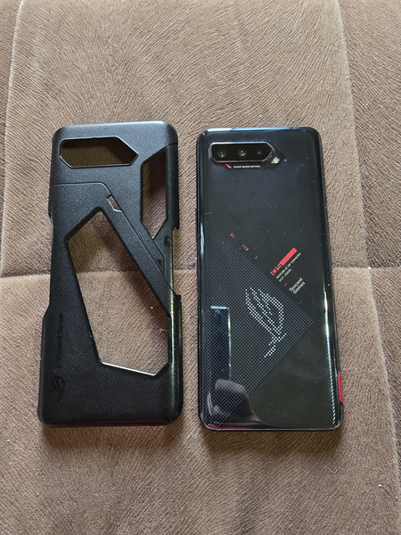 Продам телефон asus rog phone 5