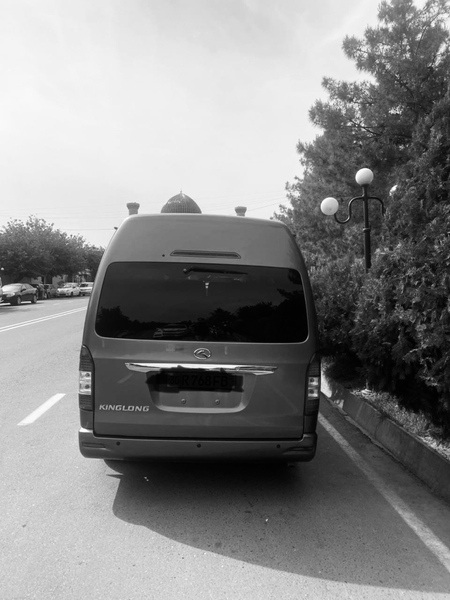 Avtobuz Mikraavtobuz Lexkoviy ekskursya po Uzbekistanu