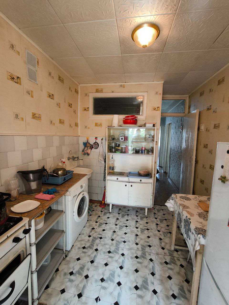 Бий Буюк ипак йули метро 3/4/5 кирпич 67м² продается