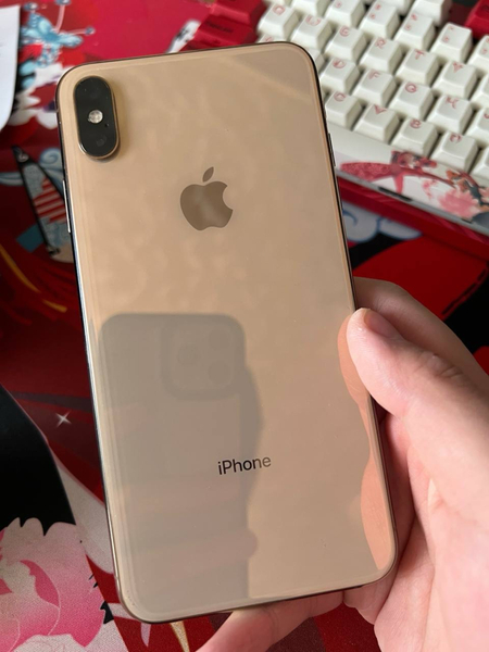 Продаю iphone xs max gold 512gb