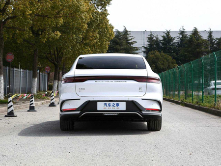 BYD Han 2024 restayling zakaz