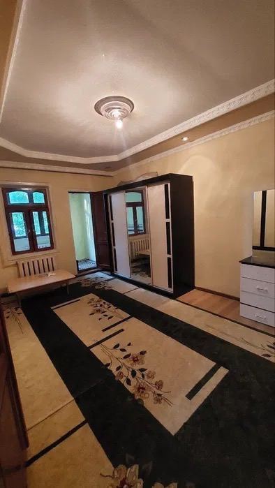 Продаю 1 комнатную французская планировка квартиры Авиосозлар 1