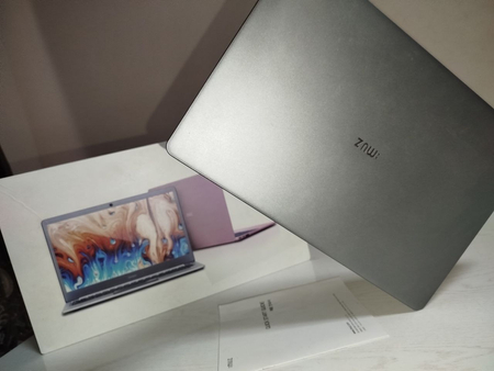 Noutbook netbook sotiladi