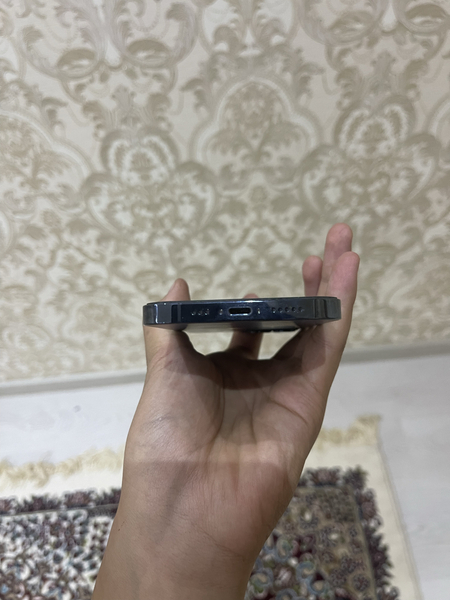 iPhone 12 pro sotiladi
