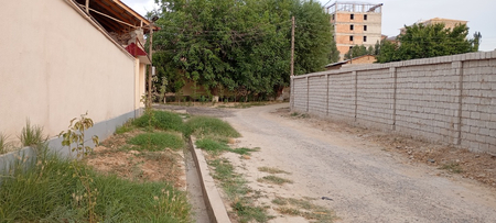 Eshonguzar fasad 110 metr 12 sotik bek baraka dom tarafda