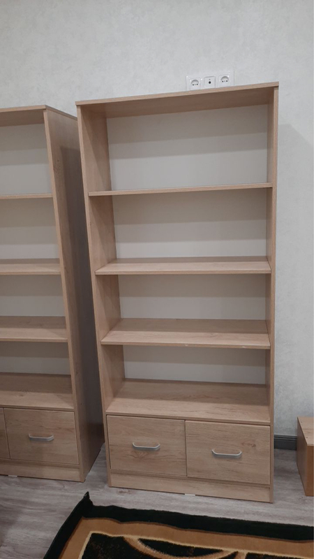 Книжные шкафы