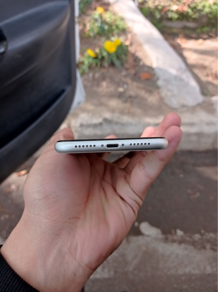 Iphone 11 KH/A soltiladi srochno!!!