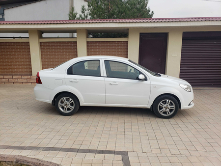 Nexia 3 avtomat  satiladi